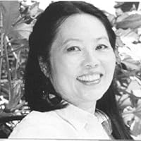 The Sacred Willow: Four Generations in the Life of a Vietnamese Family ...