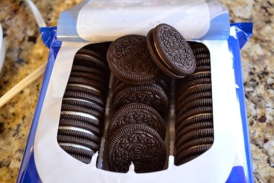 Book Review: Simon Vs The Homo Sapiens Agenda by Becky Albertalli ...