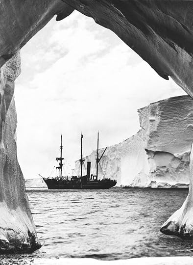 South with Endurance: Shackleton's Antarctic Expedition 1914-1917 by ...