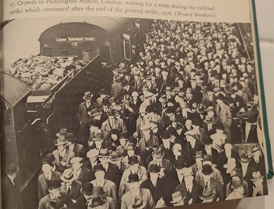 A Broken World, 1919-1939 by Raymond James Sontag | Goodreads