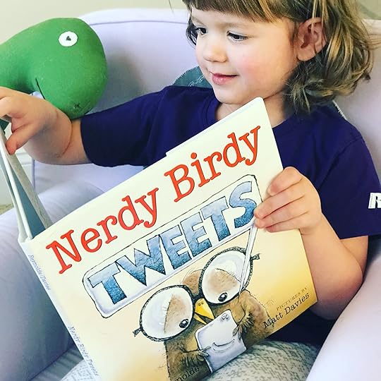 Nerdy Birdy Tweets (Nerdy Birdy, #2) by Aaron Reynolds | Goodreads