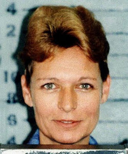 Cathy Whitehead's Instagram, Twitter & Facebook on IDCrawl