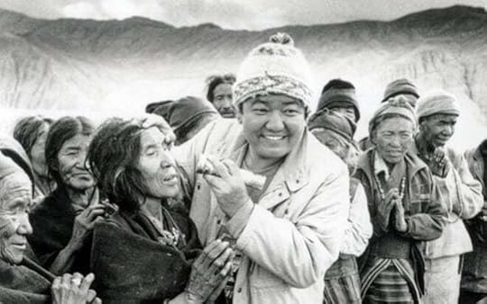 The Barefoot Surgeon: The inspirational story of Dr Sanduk Ruit, the ...