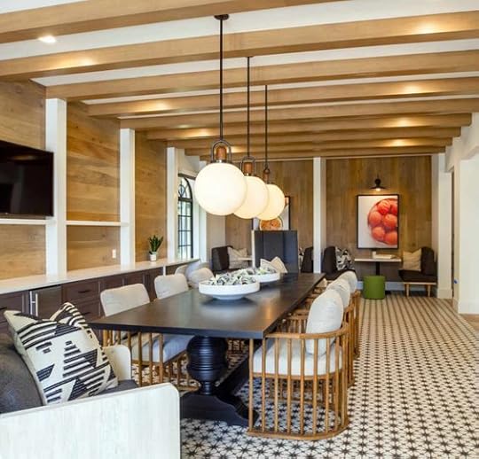 The Kingdom of Edmond - Castle of Edmond: Dining Hall Showing 1-50 of 2,250