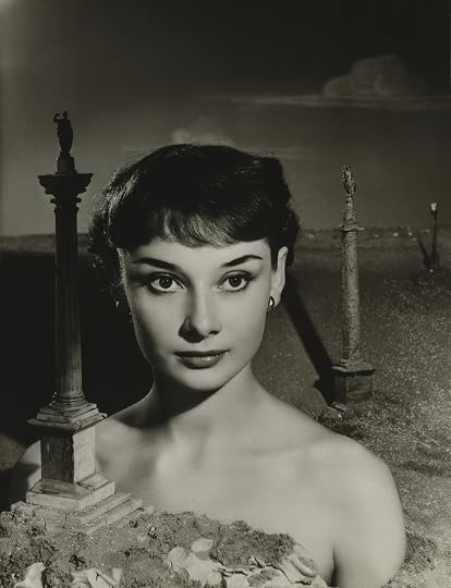 The Theatrical World of Angus McBean: Photographs from the Harvard ...