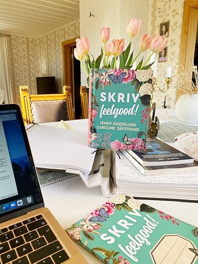 SKRIV feelgood! by Jenny Fagerlund, Caroline Säfstrand | Goodreads