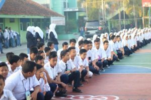 Jennifer LaBrecque (Author of Triple Threat)