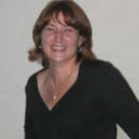 Bubbles In Trouble (Bubbles Yablonsky, #2) by Sarah Strohmeyer | Goodreads