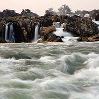 Blade of Fortriu (The Bridei Chronicles, #2) by Juliet Marillier ...