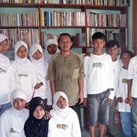 Ilusi Negara Islam: Ekspansi Gerakan Islam Transnasional di Indonesia by Abdurrahman Wahid ...