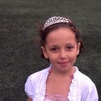 Finding Nouf (Nayir Sharqi & Katya Hijazi #1) by Zoë Ferraris | Goodreads