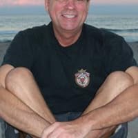 The Go-Giver: A Little Story About a Powerful Business Idea by Bob Burg ...