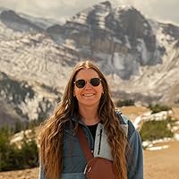 The Forgotten Girls: A Memoir of Friendship and Lost Promise in Rural ...